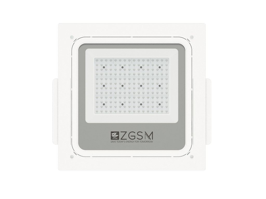 Projecteur d'extérieur dans un entrepôt de conteneurs asiatique